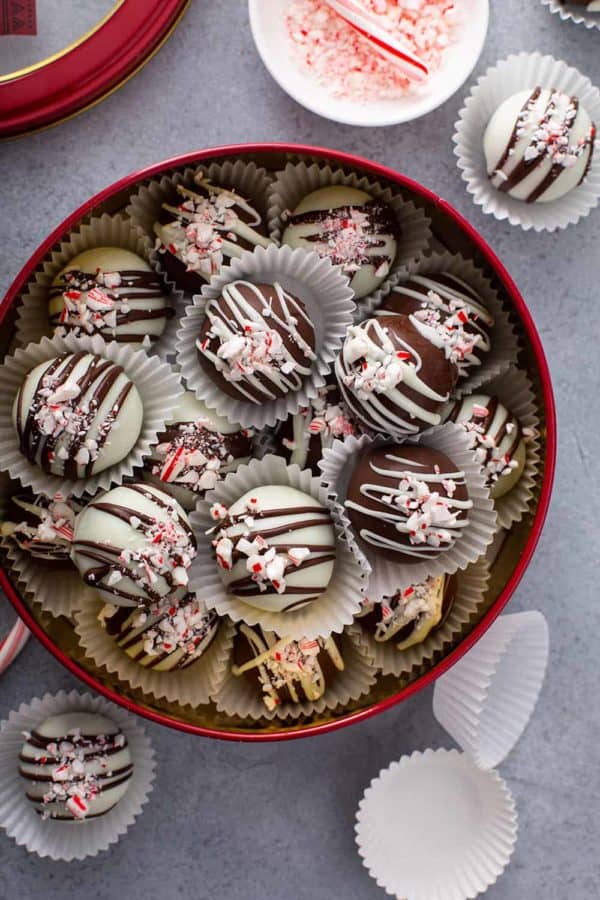 Peppermint Oreo Balls (Easy and Festive!) | My Baking Addiction