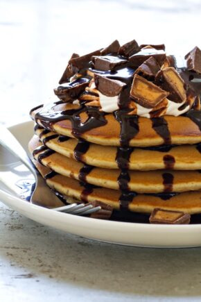 Peanut Butter Cup Pancakes | My Baking Addiction