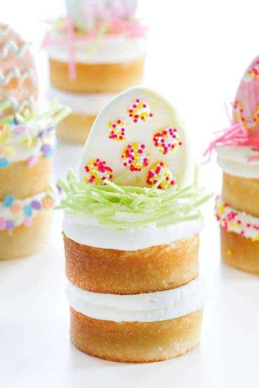 Mini Vanilla Bean Cakes - My Baking Addiction