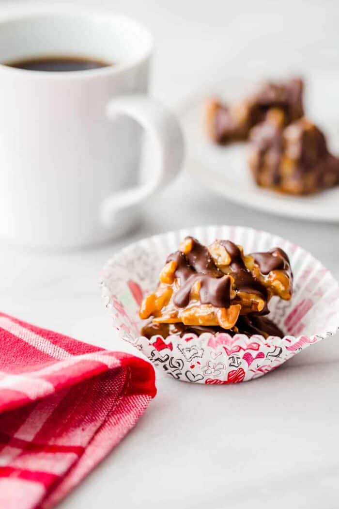 Caramel Pecan Clusters - My Baking Addiction