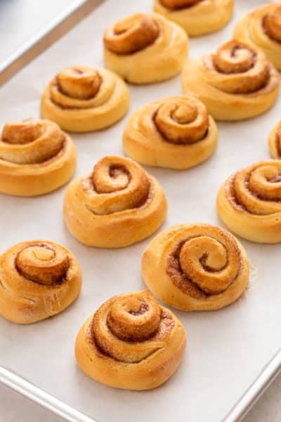 Mini Cinnamon Rolls - My Baking Addiction