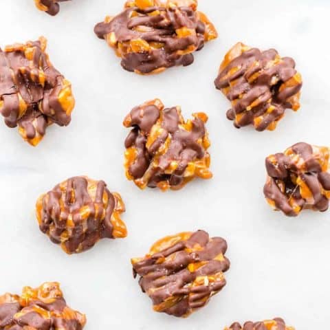 Caramel Pecan Clusters - My Baking Addiction