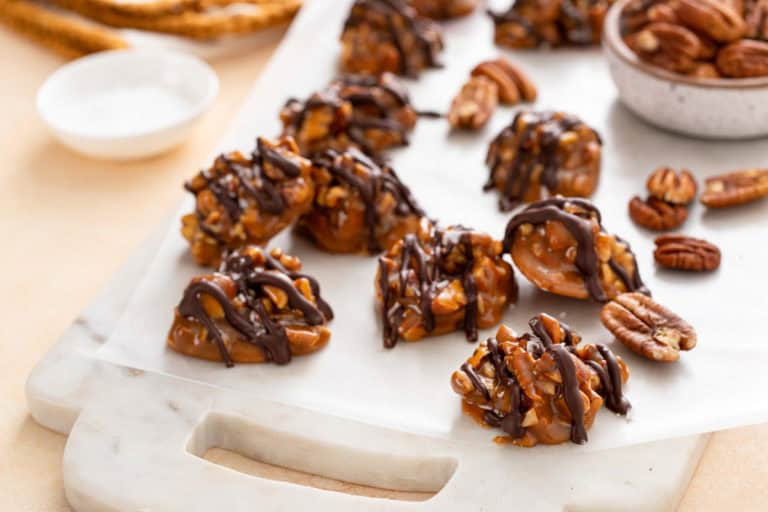 Pecan Caramel Clusters - My Baking Addiction