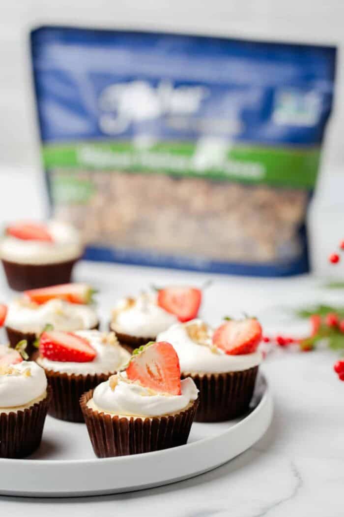 Low Carb Mini Cheesecakes - My Baking Addiction