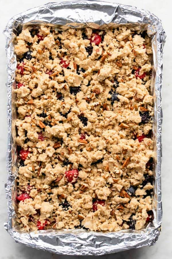Berry Crumble Bars - My Baking Addiction