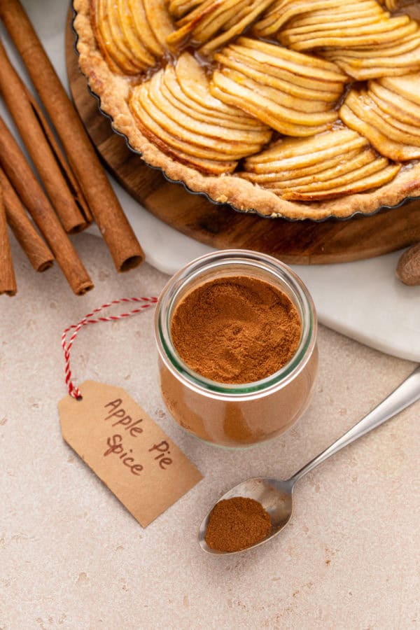 Homemade Apple Pie Spice | My Baking Addiction