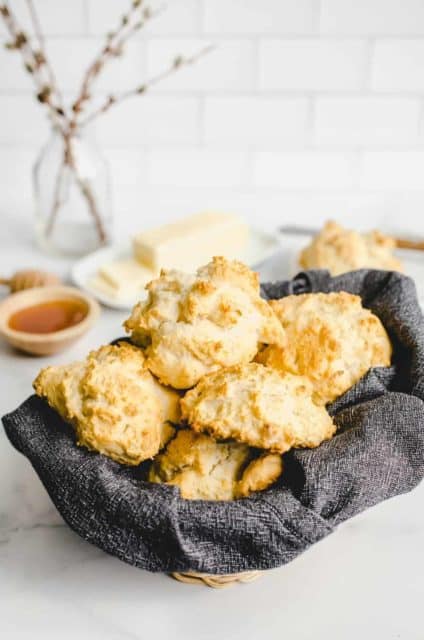 Bisquick Biscuits (Quick and Easy!) - My Baking Addiction