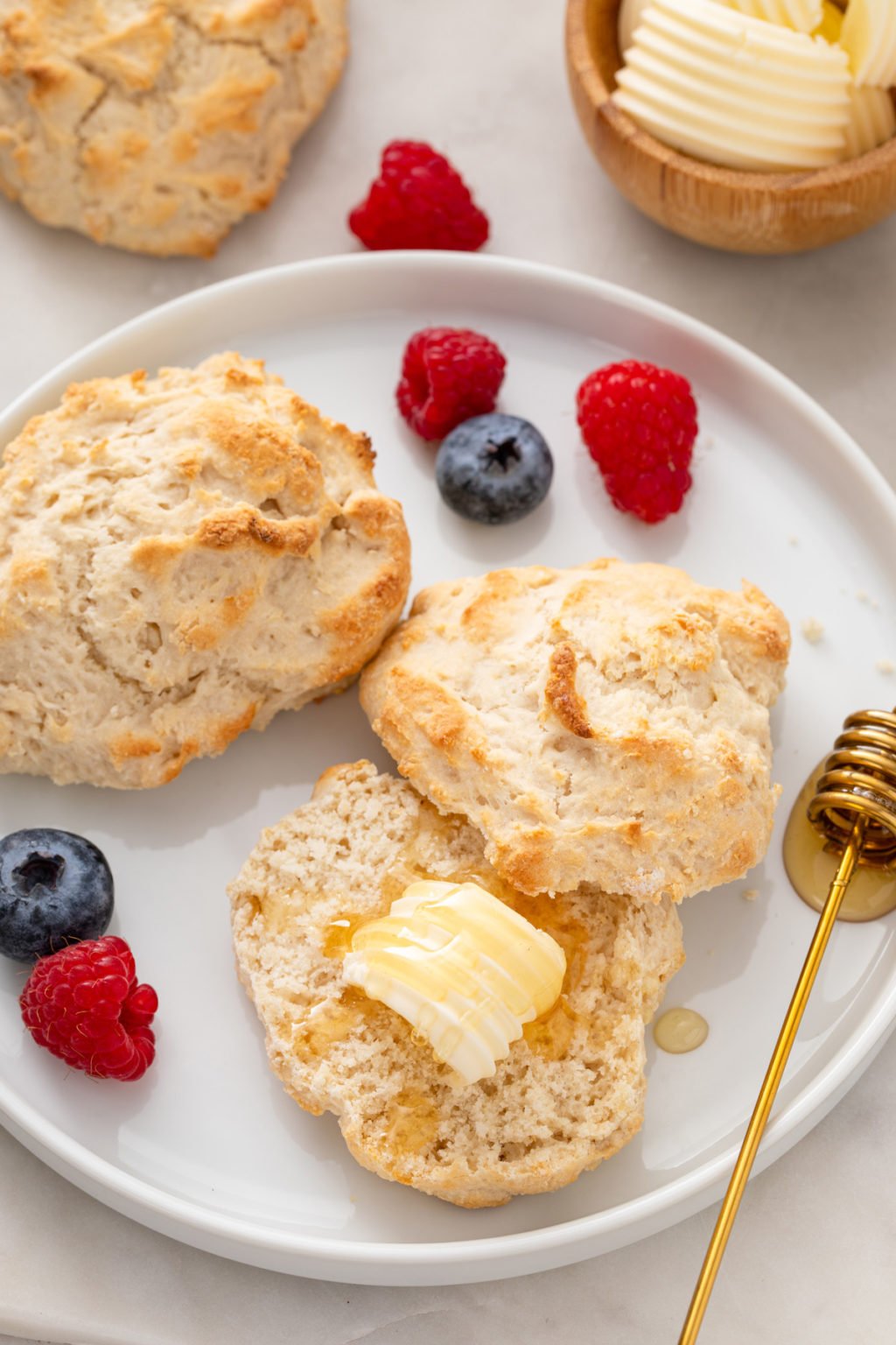 Bisquick Biscuits (Quick and Easy!) - My Baking Addiction