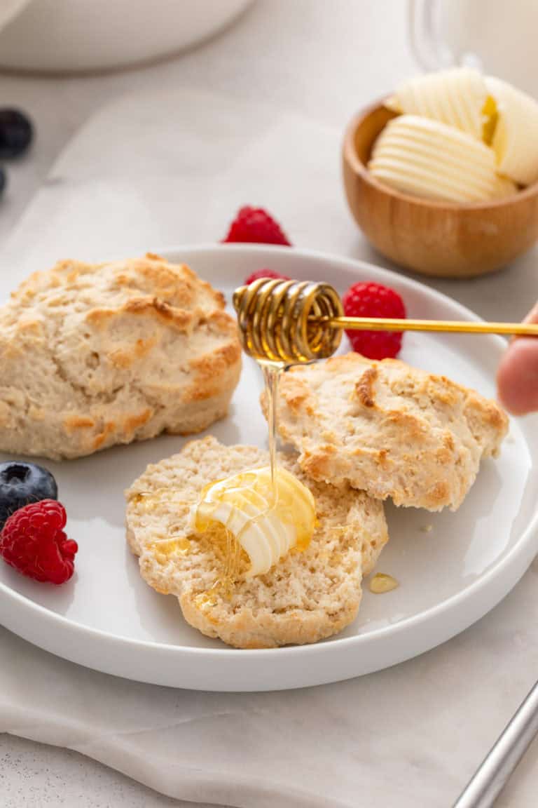 Bisquick Biscuits (Quick and Easy!) - My Baking Addiction