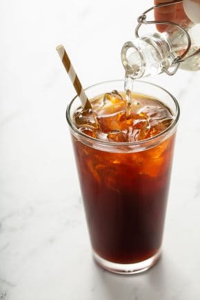 Homemade Simple Syrup Recipe - My Baking Addiction