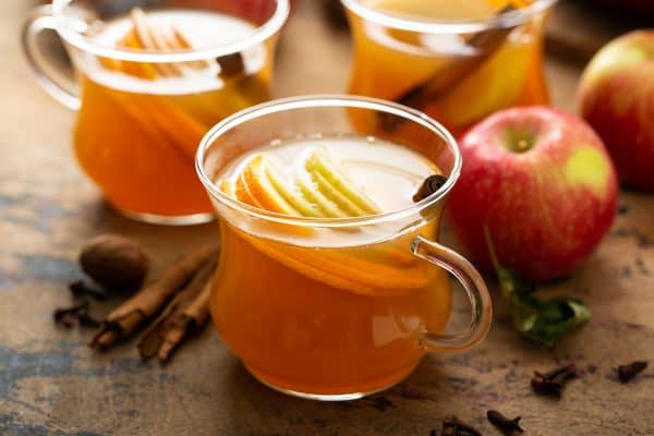 Wassail (Hot Mulled Cider Recipe) | My Baking Addiction
