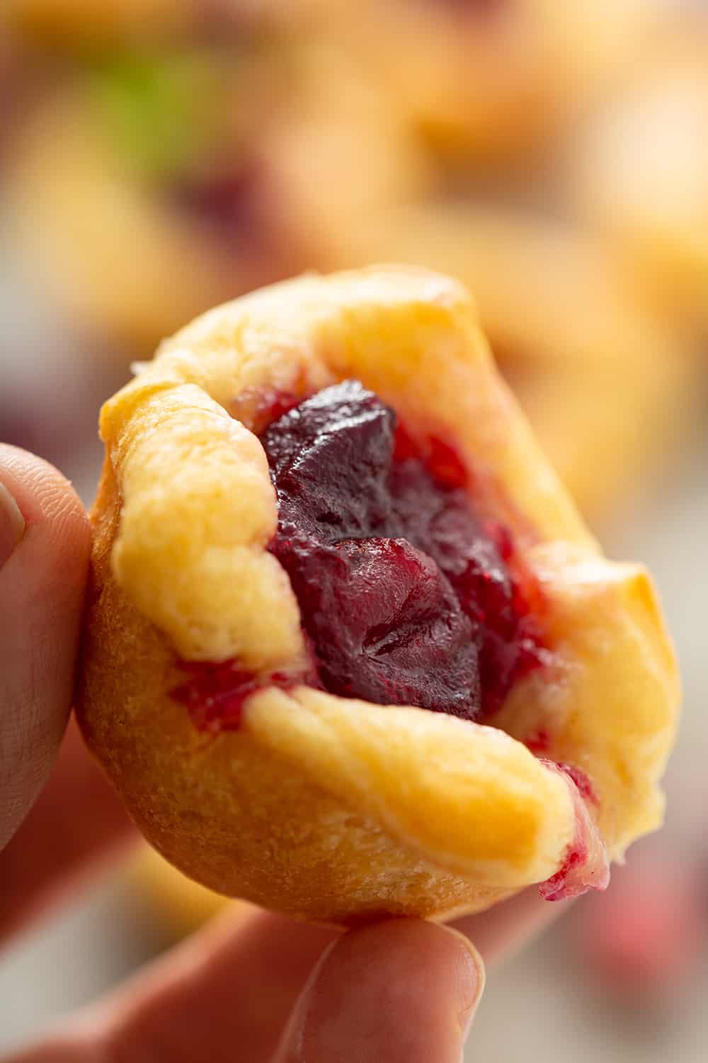 Cranberry Brie Bites (3 Ingredients!) - My Baking Addiction