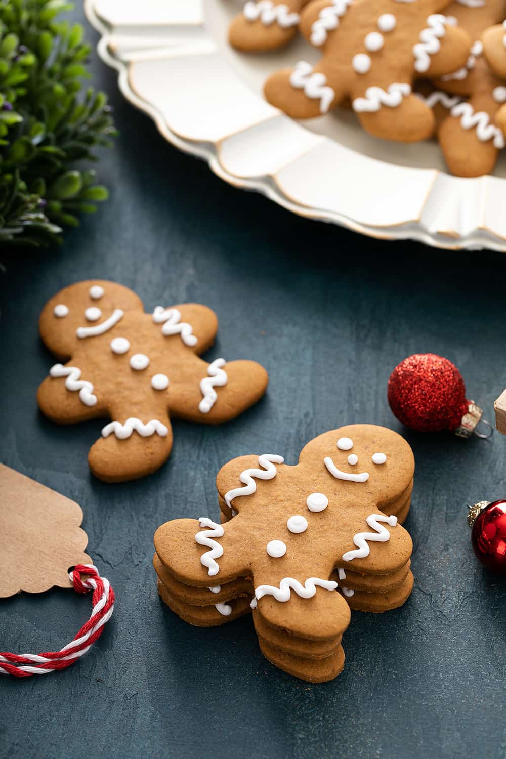 Gingerbread Cookies - My Baking Addiction - MasterOfCooking