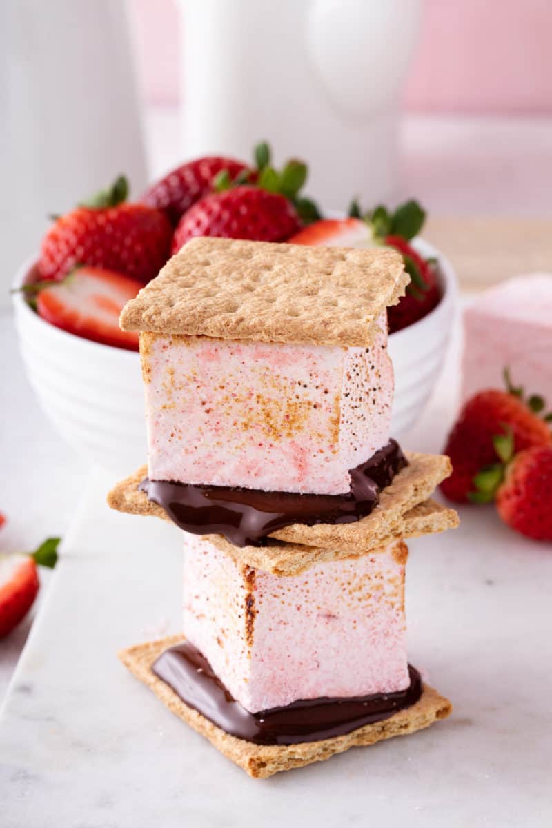 Strawberry Marshmallows - My Baking Addiction