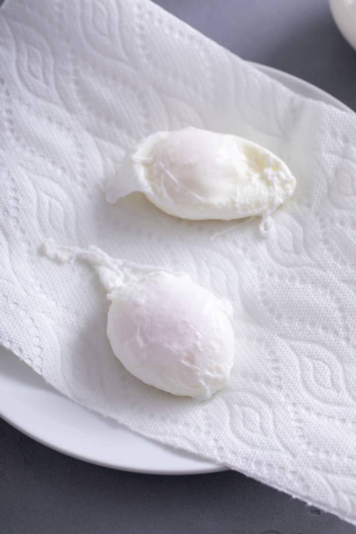 How to Poach Eggs - My Baking Addiction