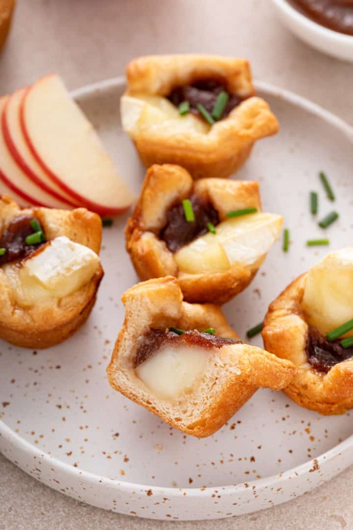 Apple Butter Brie Bites - My Baking Addiction