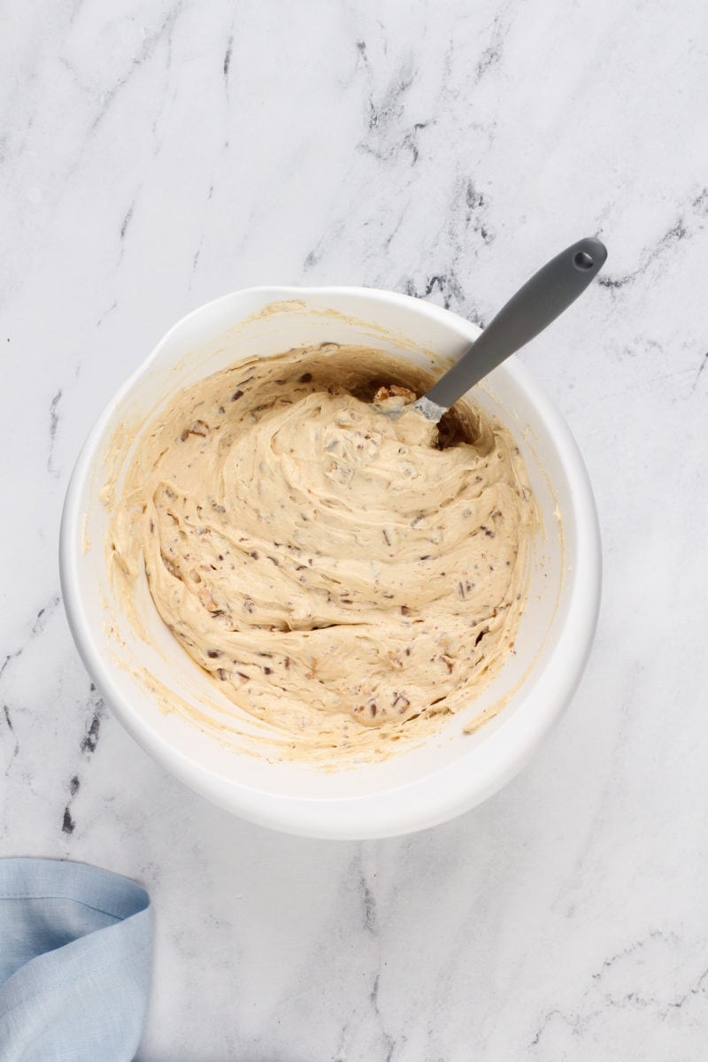 Snickers Dip (easy make-ahead dessert) - My Baking Addiction