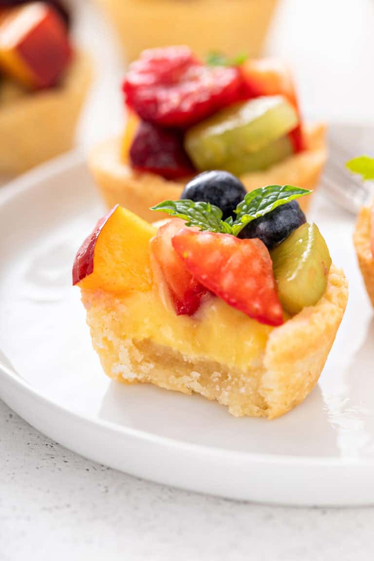 Mini Fruit Tarts - My Baking Addiction