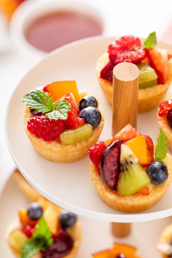 Mini Fruit Tarts - My Baking Addiction