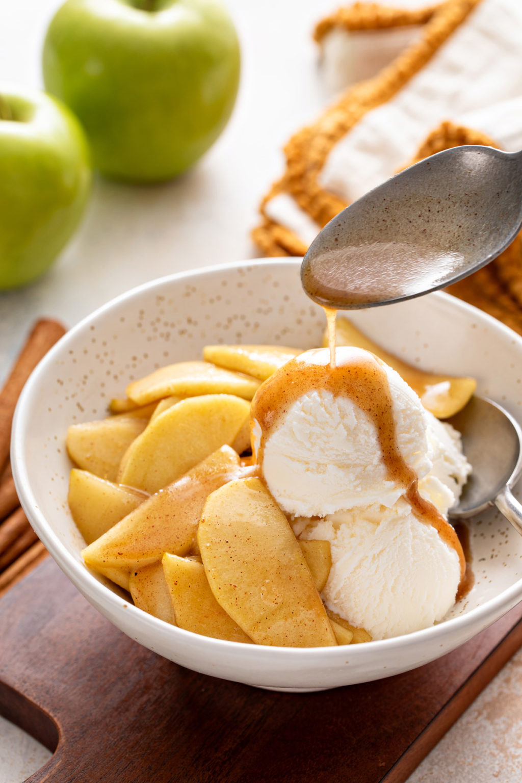 Easy Easy Sautéed Apples - My Baking Addiction