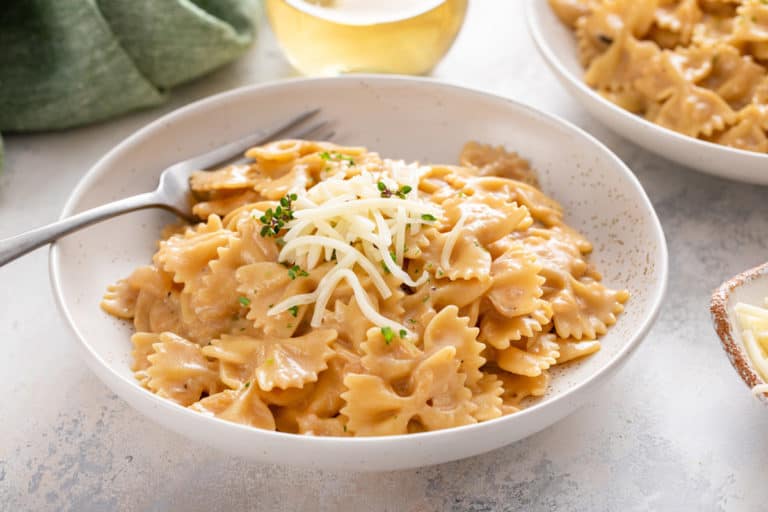 One-Pot French Onion Pasta - My Baking Addiction