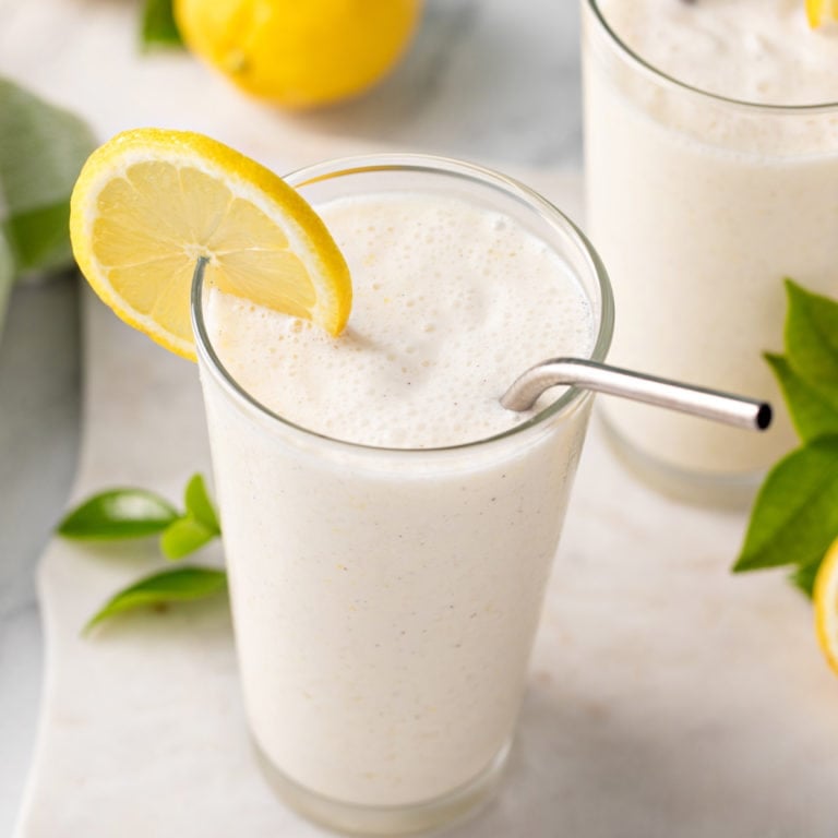 Frosted Lemonade (Copycat Recipe!) - My Baking Addiction