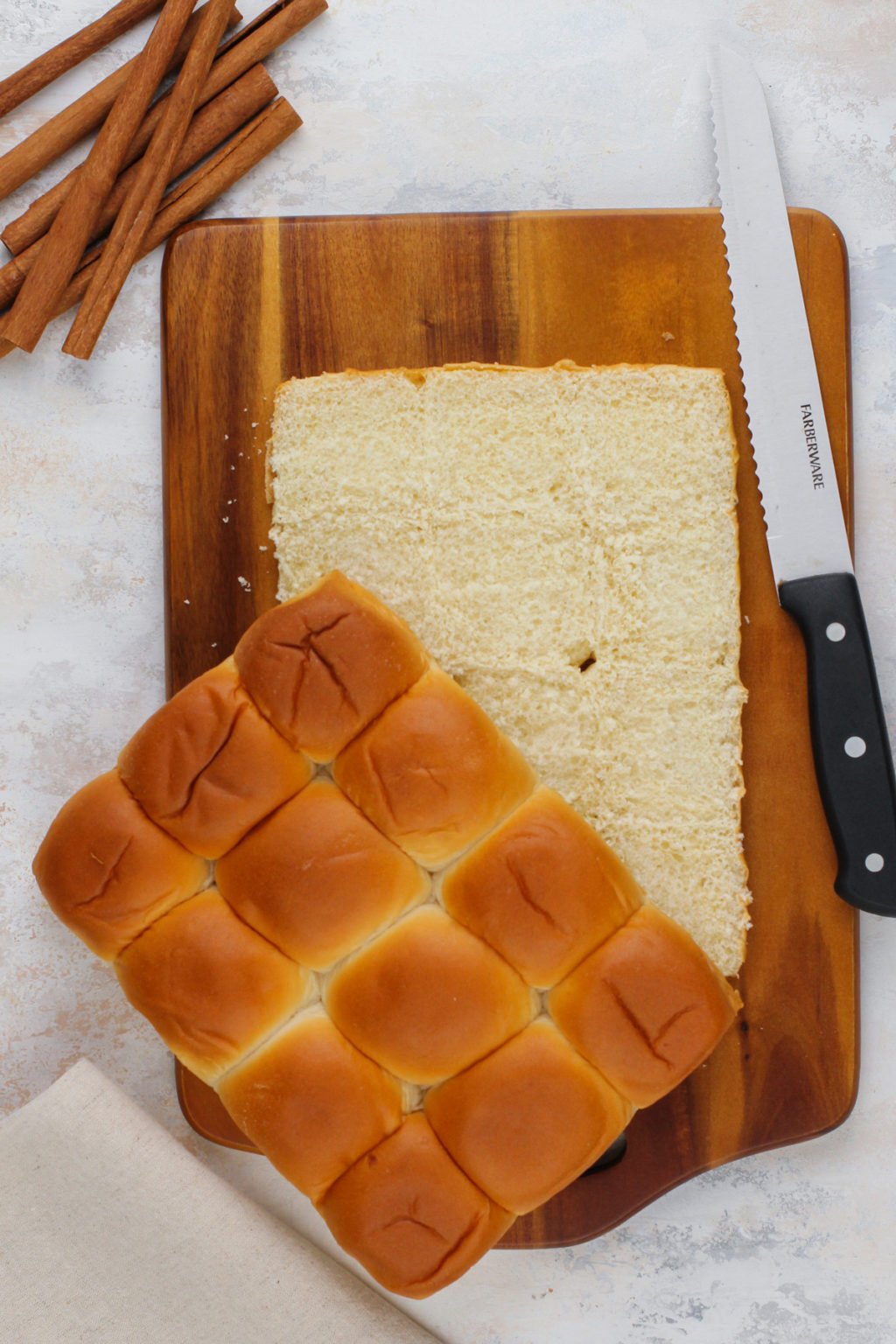 Hawaiian Roll Cinnamon Rolls - My Baking Addiction