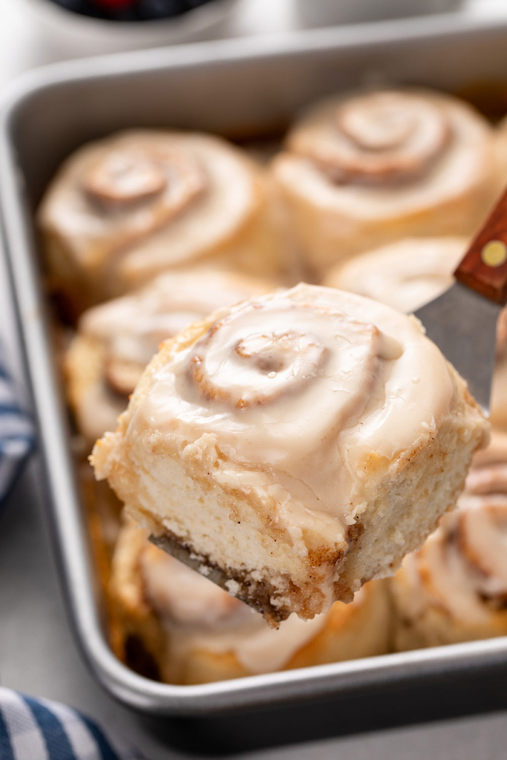 Biscuit Cinnamon Rolls (Quick & Easy!) - My Baking Addiction